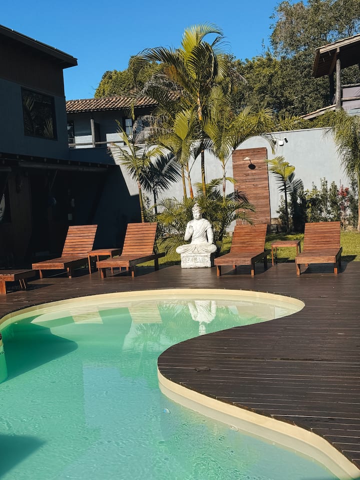 Suíte Espaçosa Com Geladeira E Pia - Imbituba