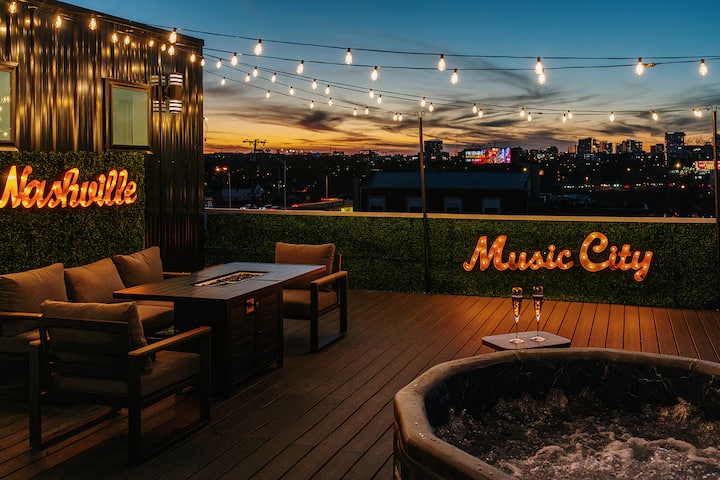 Modern Cowboy Retreat | Hot Tub & Skyline Views - Nashville, TN
