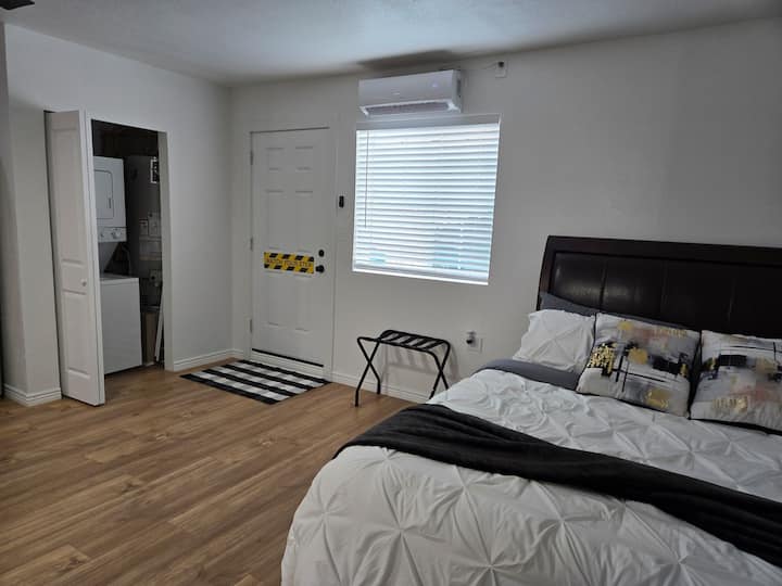 Sweet Dream Studio - Maryvale Village – Phoenix