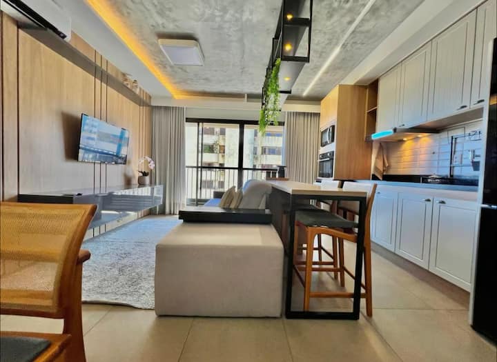 Espaço Lunar Ar/wi-fi/coworking/garagem/lazer - Goiânia