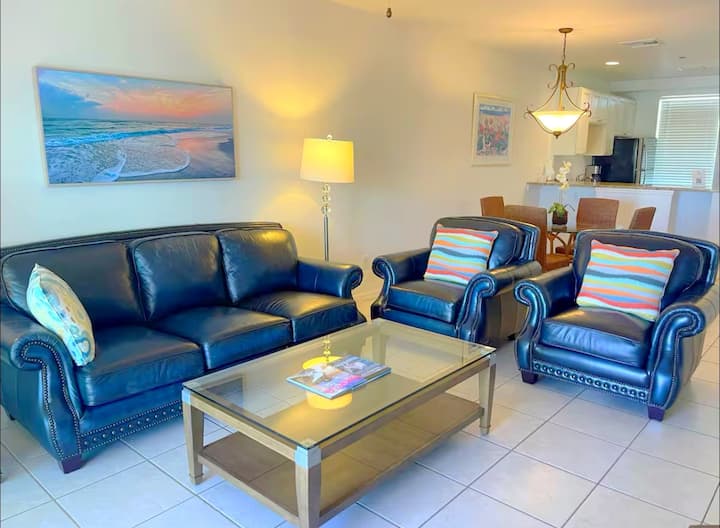 Waterview 2/2 With Beach Access, Shops, Dining 406 - Marco Island, FL