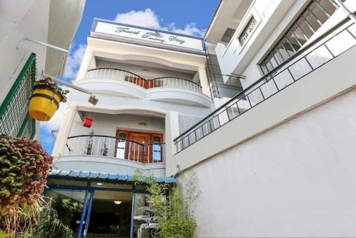 2bhk Flat- City Center@travel & Stay Residency - Ooty