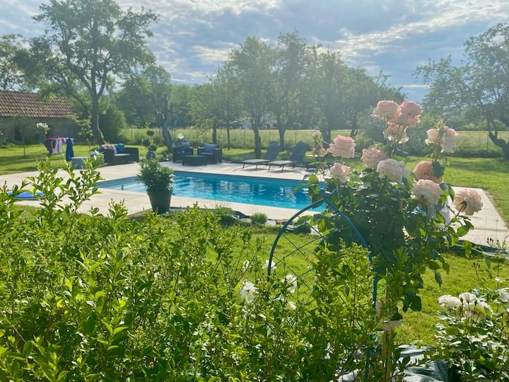 Gîte Cosy Proche Dijon, Au Calme, Jardin & Piscine - Auxonne