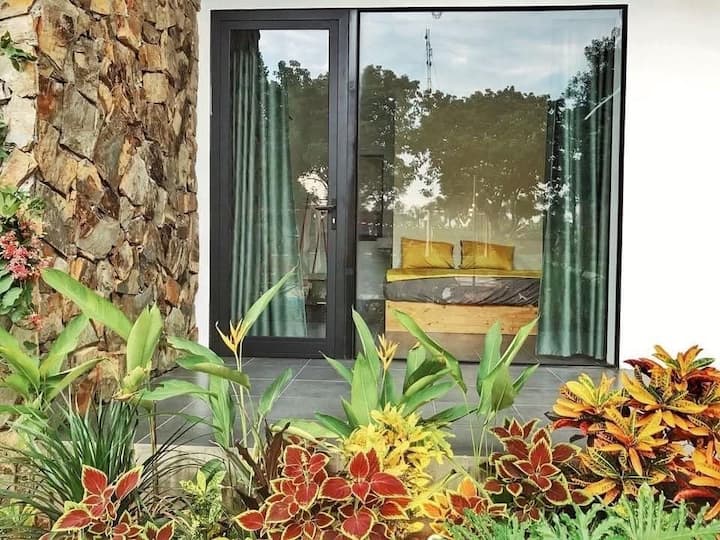 Nhà Xoài Lớn - Sơn Tây