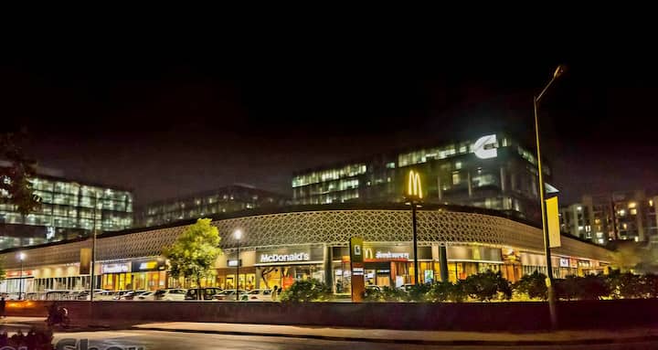 Nest4 Highstreet @ 15th Flr 2bhk Suite. - Pune