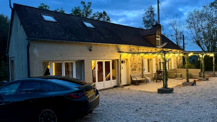 Le Bout Des Rues 5 Acres With Small Fishing Lake - Saint-Léonard-des-Bois