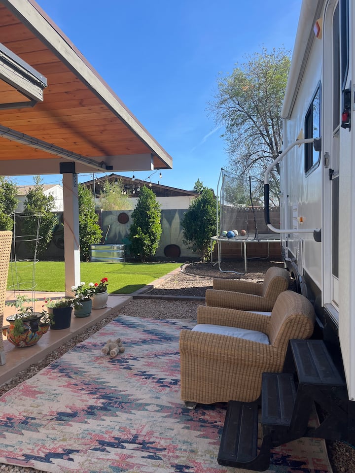 Cozy Camper, Convenient Location, No Extra Fees - Mesa, AZ