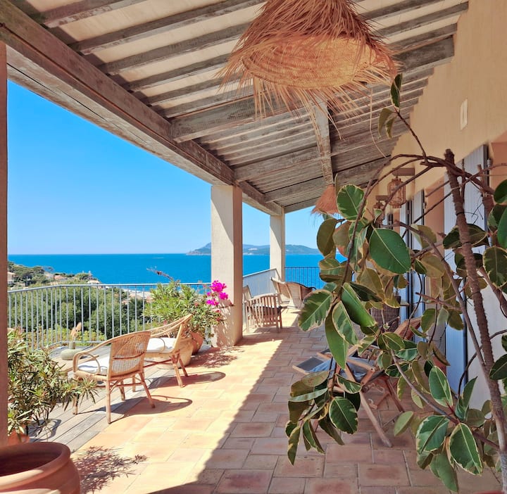Vue Mer Maison Climatisée Au Calme Le Pradet - Le Pradet
