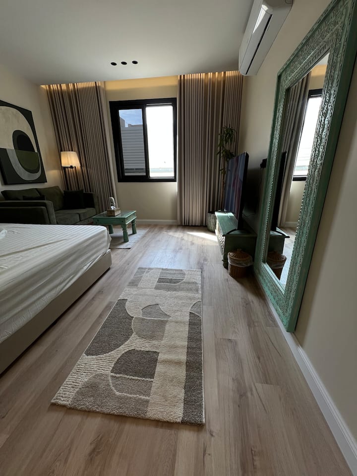 استديو أنيق كلاسيكي - Riyadh