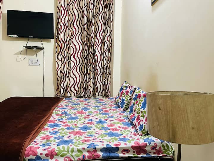 Cozy Airport Stay | 20 Mins From Airport - Delhi, India