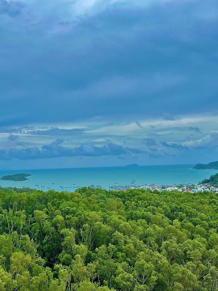 [Mountain View - Studio] Sunset Town - Phú Quốc