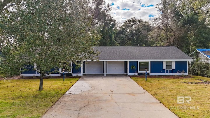 Marissa’s Coastal Cottage Ii - Foley, AL