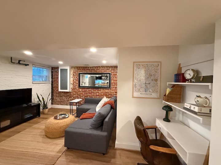 Cozy & Stylish 1br Apartment - Bethesda, MD