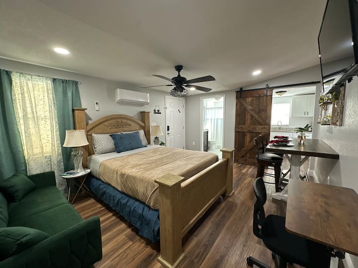 Kathy’s Cozy Getaway - Tampa, FL