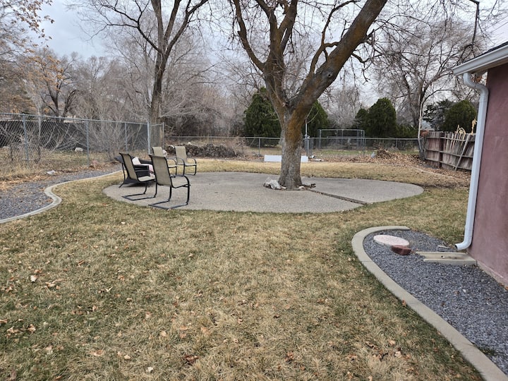 Cozy Up Near Trails & Downtown - Shared Duplex - Ogden, UT