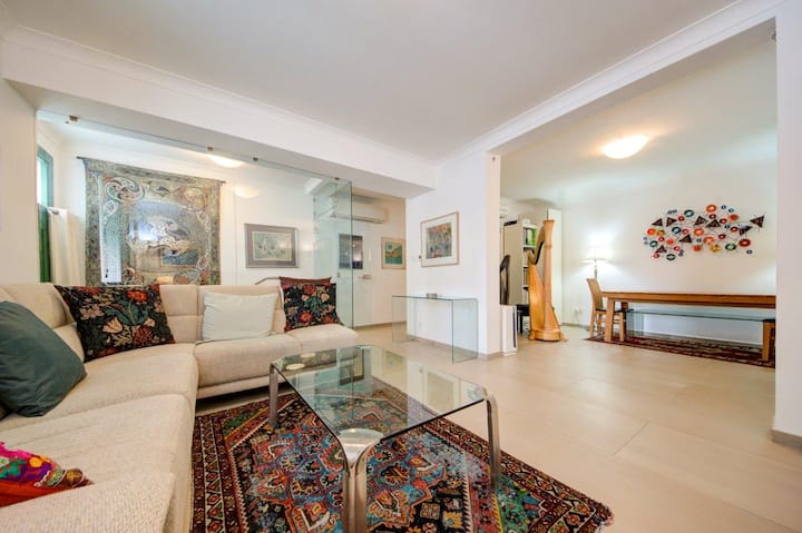 Superb Maisonette In Valletta - La Valeta