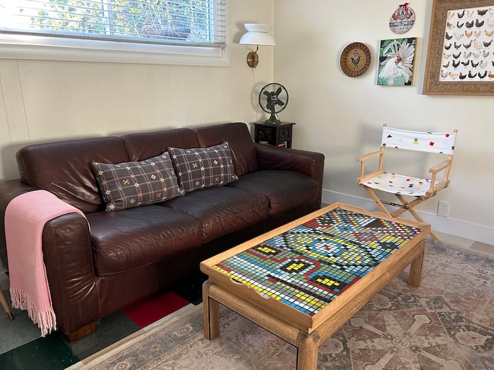 Cozy Rose Park 1-bedroom Apartment - Salt Lake City, UT