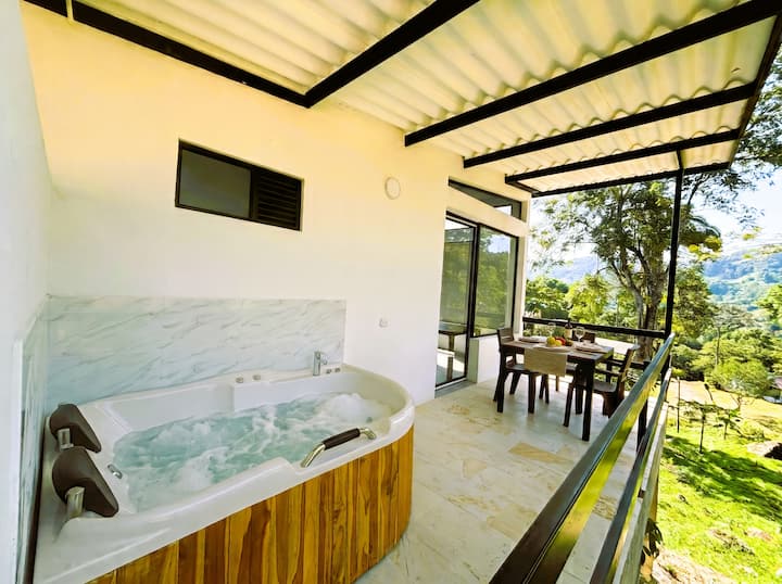 Cabin In La Mesa With Private Jacuzzi And Bbq. - La Mesa