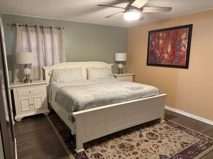 West Mobile Nice 4, Up To 6 Bedrooms If Needed! - Mobile, AL