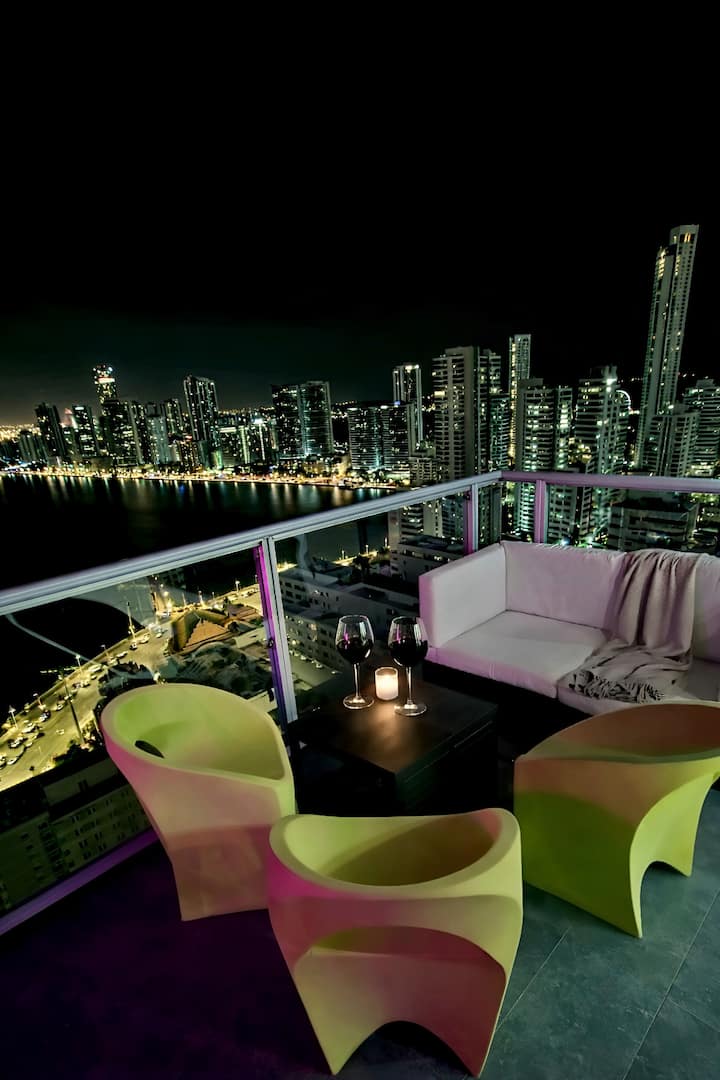 Walk To Beach|balconoceanview|5mins To Historiccen - 