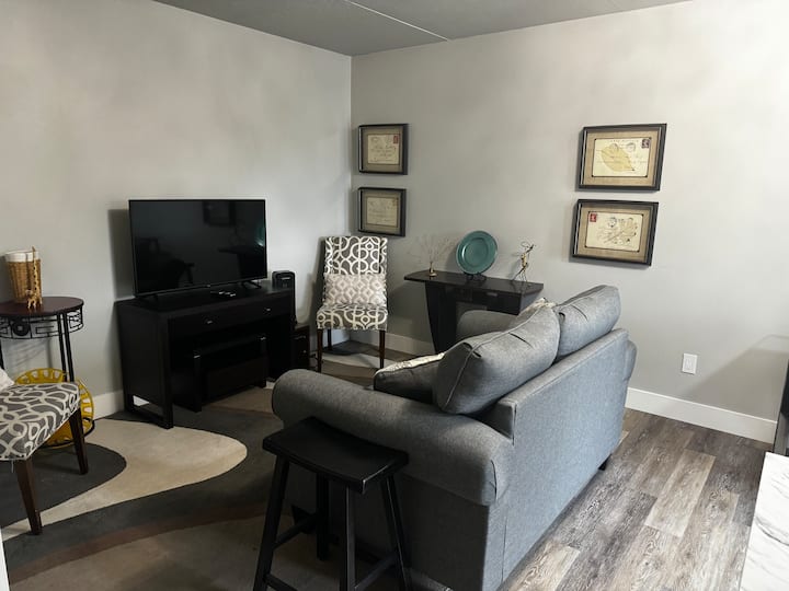 River Mountain View Suite. - Kamloops