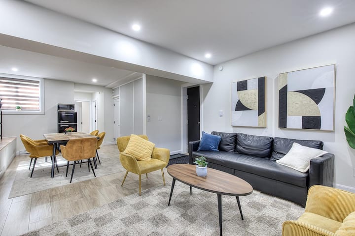 Condo In Westmount | Parking, Fast Wifi, A/c, Tv - Montreal
