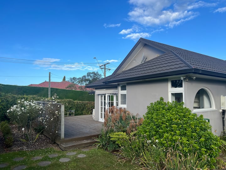 Beautiful Garden View 4br House - Oamaru