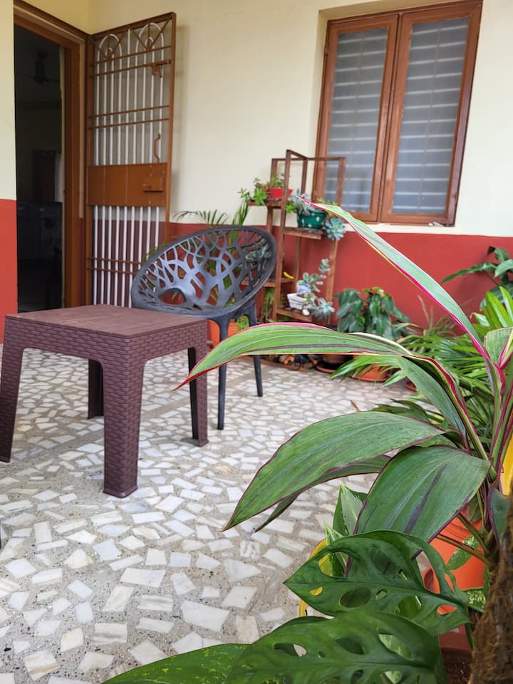 Chirping Birds Homestay, @1st Floor, Gokulum - Mysuru