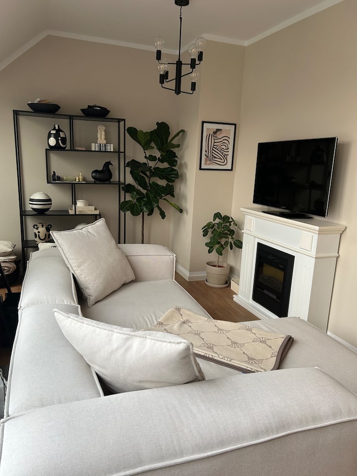 Moderne Wohnung Mit Blick Ins Grüne - Cologne