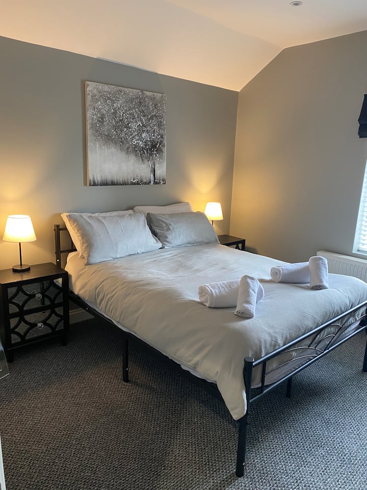 Modern Selfcontained Guest Room - Shanklin