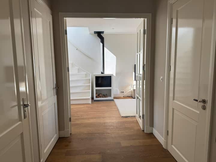 Stylish Apt +Roof Terrace/fireplace By Vondelpark! - Amstelveen