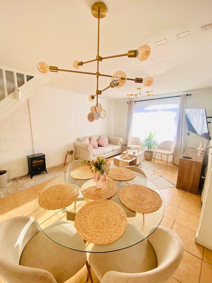 Cómoda Casa, Full Equipada Y Con Excelente Acceso - Rancagua