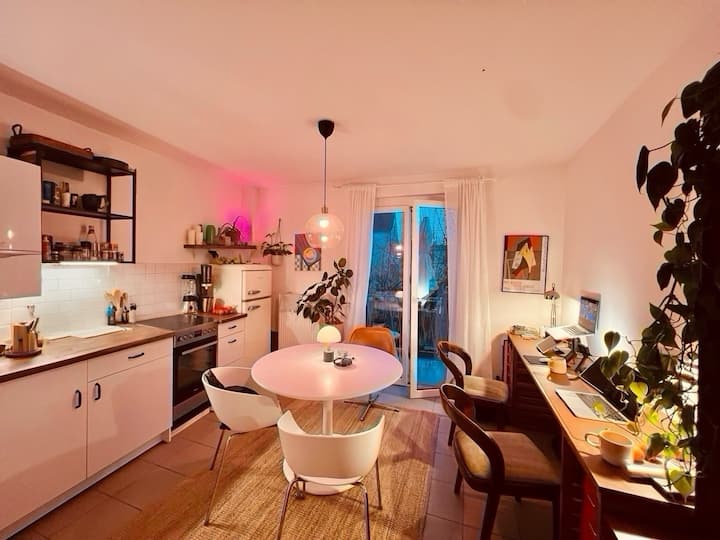 Bright & Cozy Apartment In Centre - Cologne