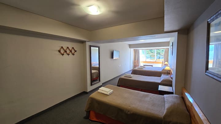 Vista Al Lago, Piscina Climatizada, Playa Privada - San Carlos de Bariloche