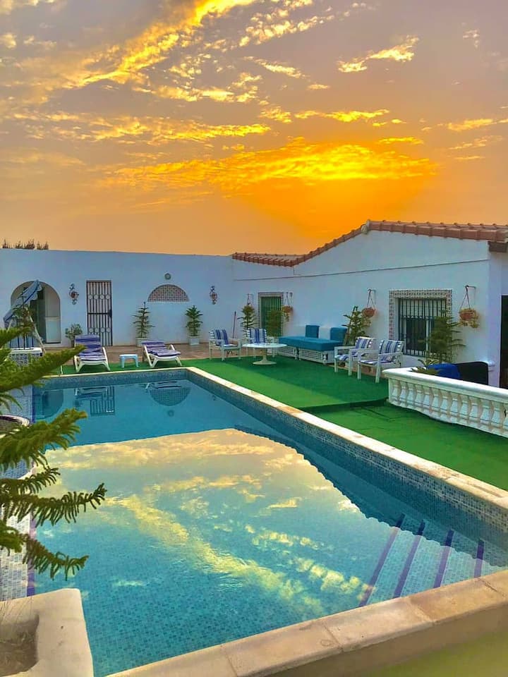 Villa Apaisante Dans Une Petite Ferme - Oran, Algerie