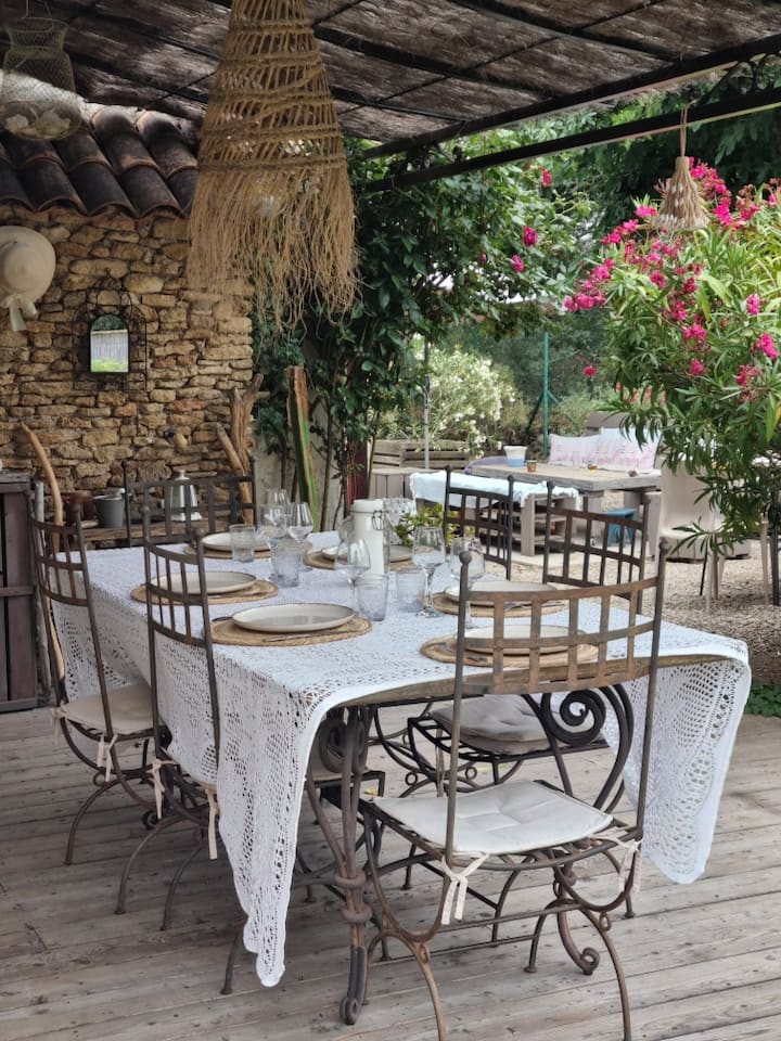 Maison En Pleine Pinède, Havre De Paix Garanti - Pélissanne