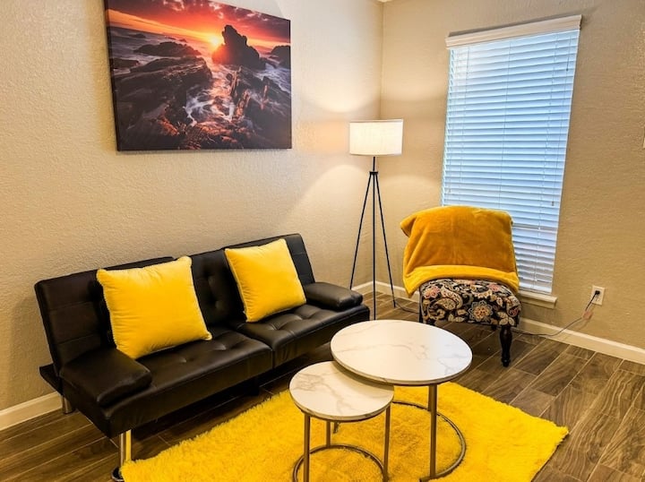 Fantastic And Cozy 1bed/bath Apt - The Colony, TX