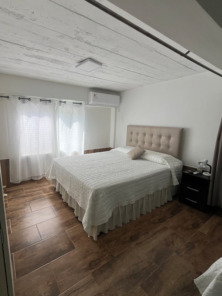 Alojamiento Jacarandá, Colonia - Colonia del Sacramento