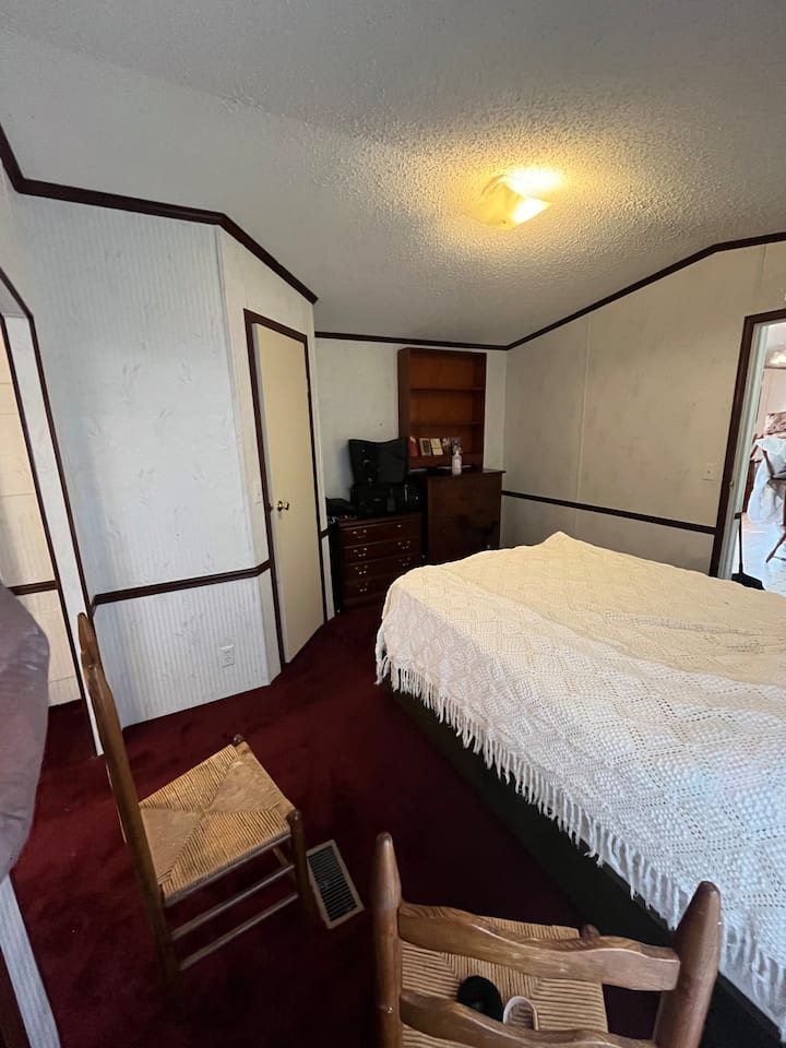 Guest Suite In Highpoint (Mix) - High Point