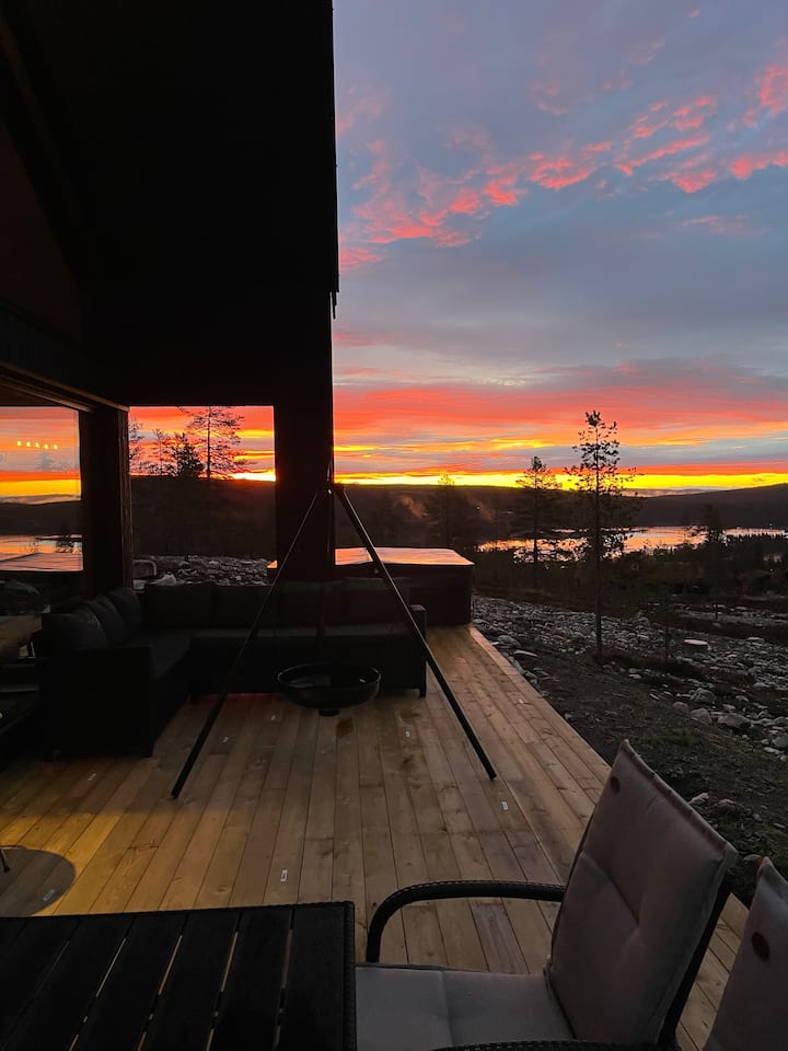 Nybygd Hytte Med Jacuzzi Og Fantastisk Utsikt - Norway