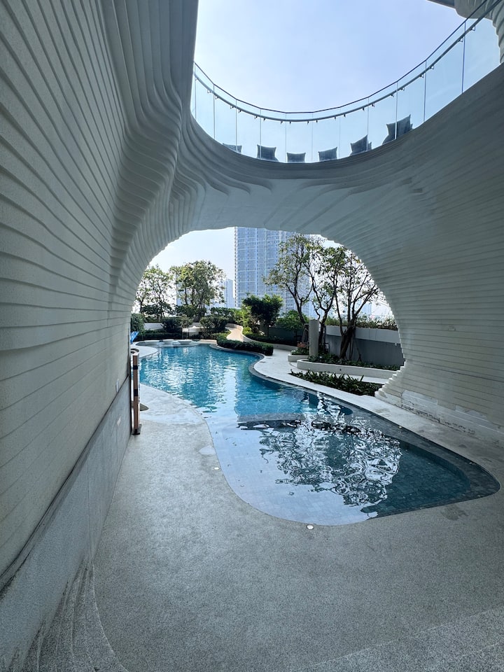Free Wifi Free Swimming Pool - Bangkok