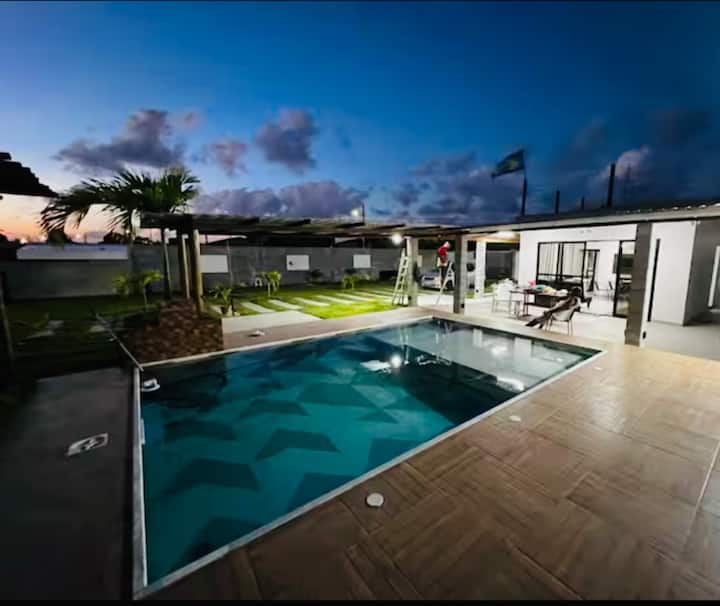 Casa Ibiza: Paz, Piscina, Alento - São Cristóvão