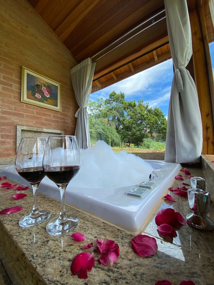 Chalé Encantos Do Sol Com Hidro E Vista Para Baú. - Brasil