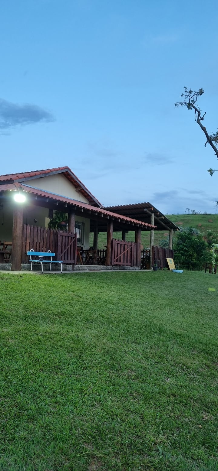 Sítio Com Piscina Para Festas E Finais De Semana - Cruzeiro