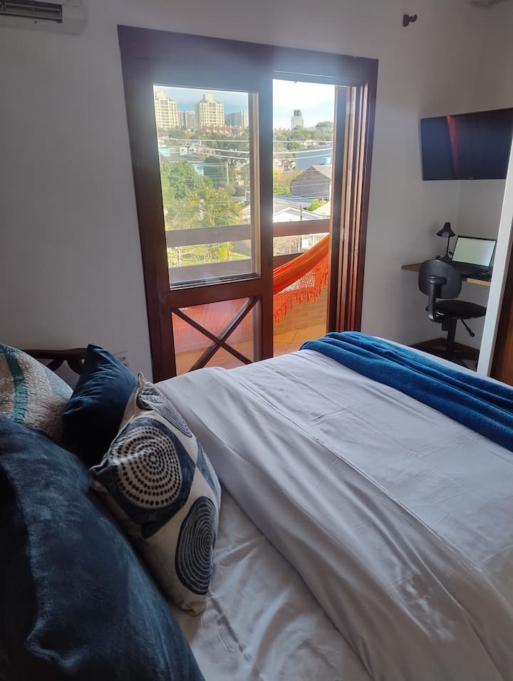 Sobrado 4km Do Iguatemi, Germânia, Hosp. Conceição - Porto Alegre