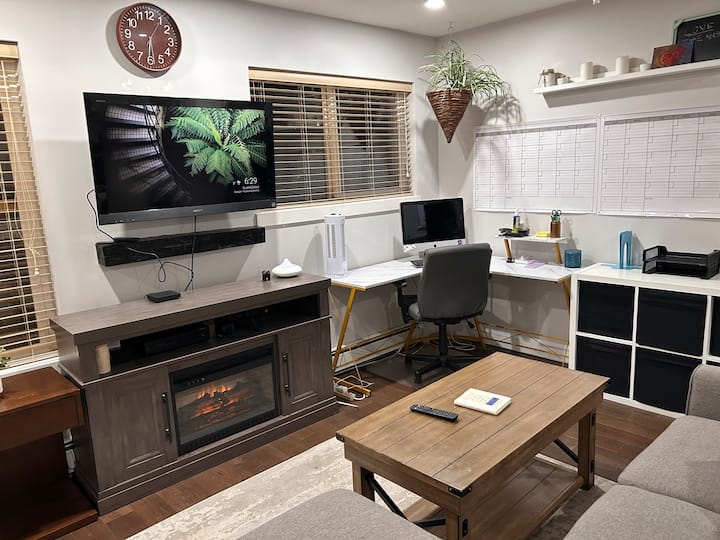 Clean And Bright - 2 Bedroom Basement Suite - Pitt Meadows
