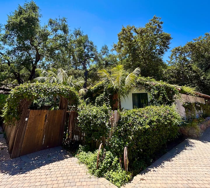 Casa Romantica - Lake Forest, CA