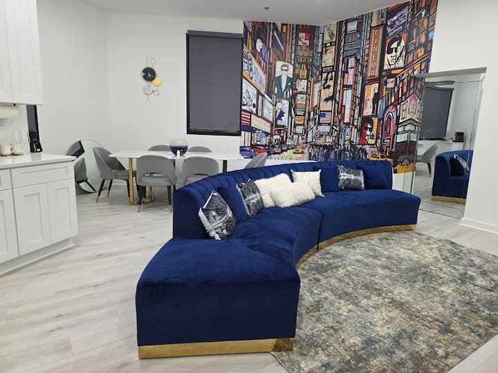 Royal Loft - Weehawken, NJ