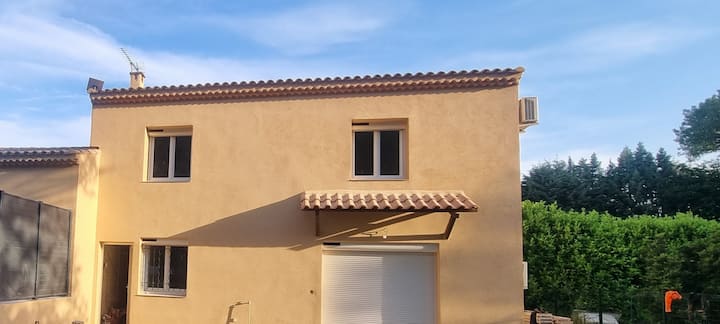 Maison De Campagne - Salon-de-Provence