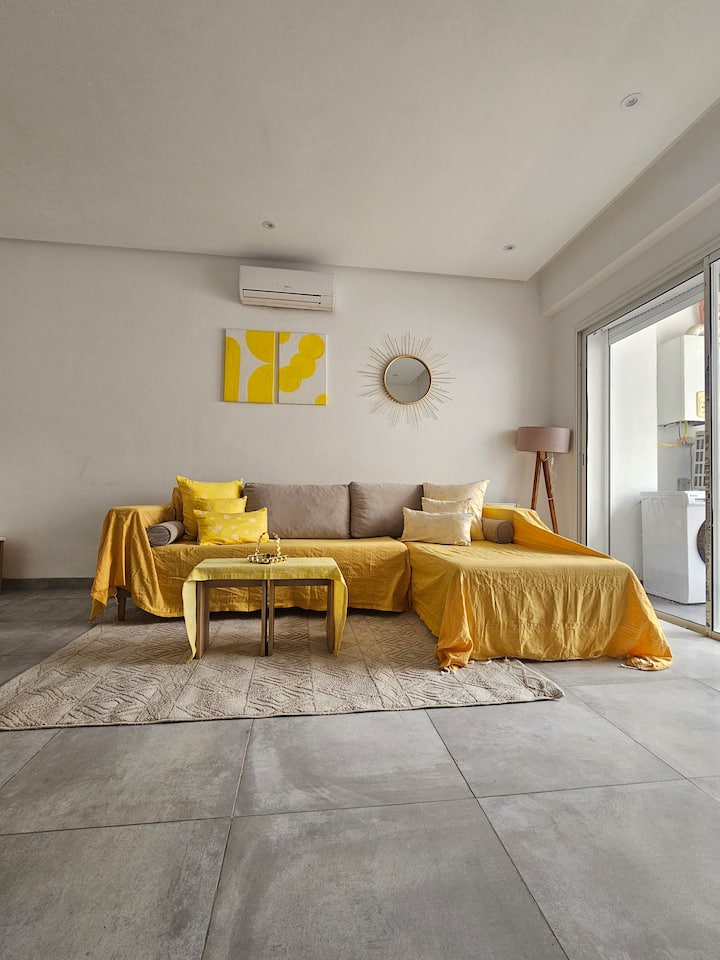 Jaune Et Azur - Tunis